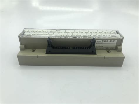 XW2D 40G6 OMRON M3 SCREW TERMINAL CONNECTOR BLOCK PLC COMPANY