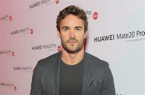 Thom Evans Facts Models Bio Girlfriend Age Net Worth Height Factmandu