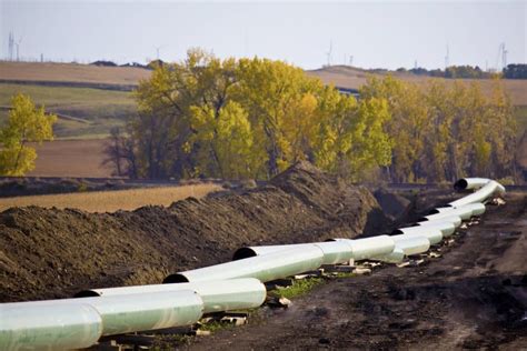 Keystone Pipeline In N D Shut Down After Reports Of Bang Spilled Oil In Field