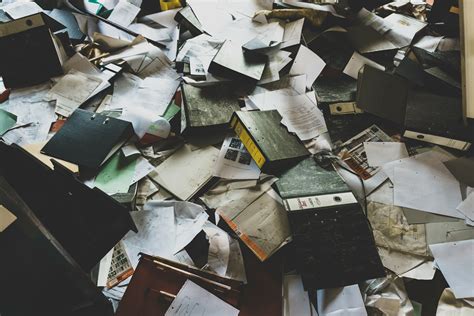 Lasymptomatique Cest CompliquÉ Les Papiers Par Bernadette Schaeck