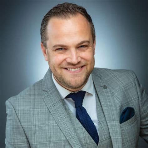 James Sinclair Inspiring Entrepreneur And Dynamic Speaker