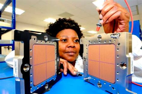 Ibm Introduces Worlds Fastest Processor 5 2ghz Enterprise Chip Hothardware