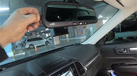 Qm6 차량의 르노삼성 전용 룸미러하이패를 설치한 영상입니다 운전시 하이패스구간과 눈부심을 방지가 있어 운전시 편리합니다 이외의 룸미러 액정파손 룸미러흔들거림 드 As