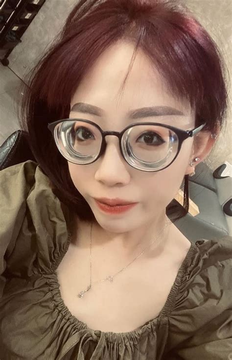 Pin By Bobby Laurel On Gwg Strong Glasses In 2025 Girl The Selection Strong