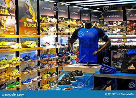Retail Outlet Store Shopping Exhibition Interior Design Fast