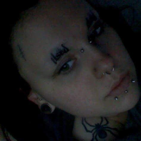 Amber Schoonovers Instagram Twitter And Facebook On Idcrawl