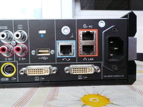 Polycom Hdx 8000 Fully Loaded With 1080p And 4 Site Multi Point