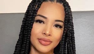 Caro Velez Betancourth Bio Age Height Fitness Models Biography Instafitbio Com