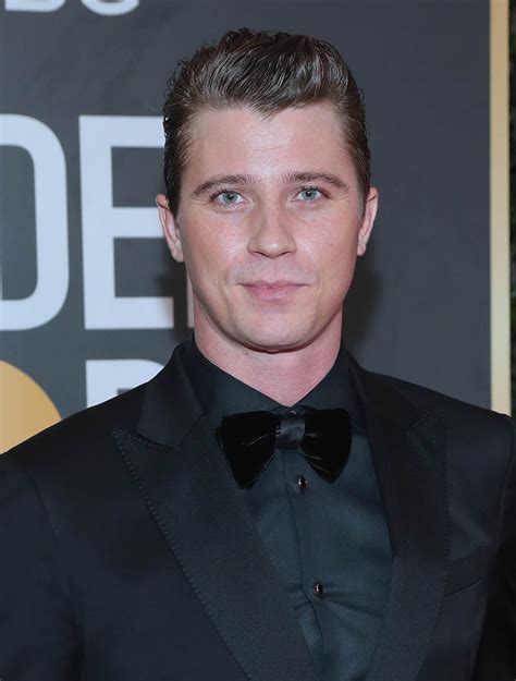 Garrett Hedlund Was Kerrys Eye Candy At The 2018 Golden Globes