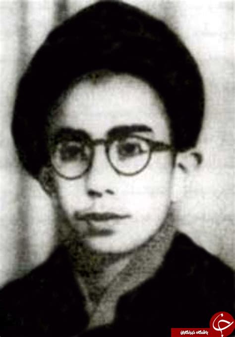 عکس‌های متفاوت رهبری در لباس مبدل تا زندان ساواک روزنو