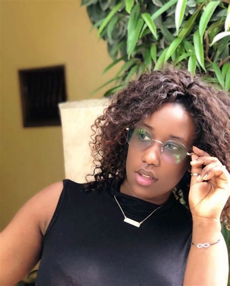 05 Photos Les Nouveaux Clichés De Chabii Elle étale Sa Classe Toute Ravissante Senegal7