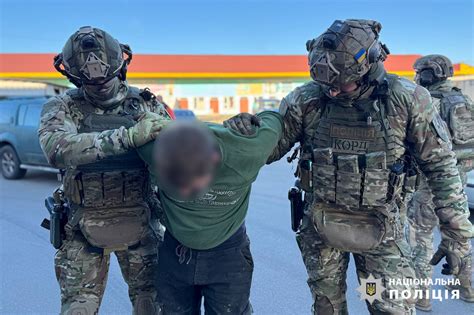 На Черкащині поліцейські затримали чоловіка який замовив вбивство товариша ФОТО Магнолія ТВ