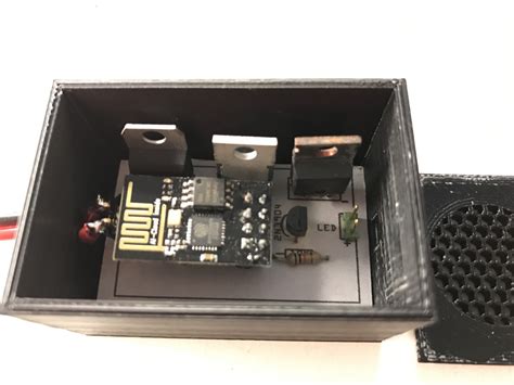 descargar archivo 3d gratis esp8266 homekit dimmer pcb box・modelo para