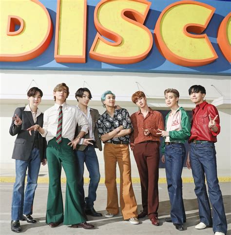 V Do Bts Usou Look Que é A Cara Do Harry Styles No Clipe De Dynamite