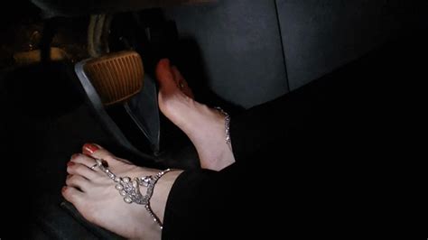 Barefoot Sandal Pedal Pump Wolfpause Clips4sale