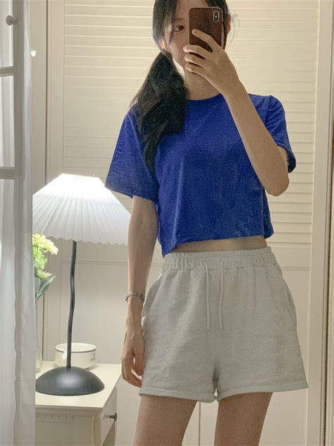 둥실코코 쿨원단 시원해 반팔 크롭 티셔츠 시스루 하늘색 슬라브 바캉스룩 비치룩 시스루 수영장 배꼽티 숏 물놀이 파스텔 얇은 린넨 면 파랑색 긴팔 무지 여름 블루 화이트