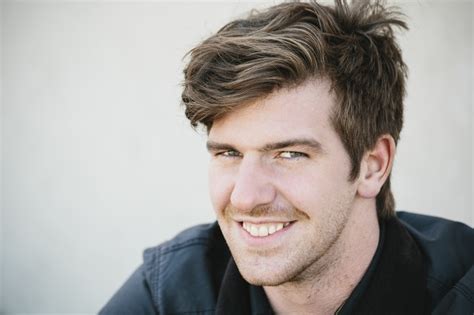 Headshots Adrian Centoni