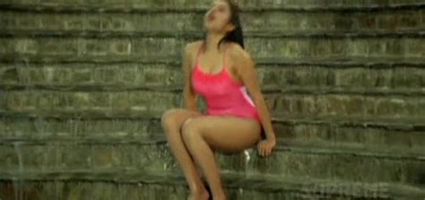 Ramya Krishna Unseen Swimsuit Photos Saree Sexy Pictures