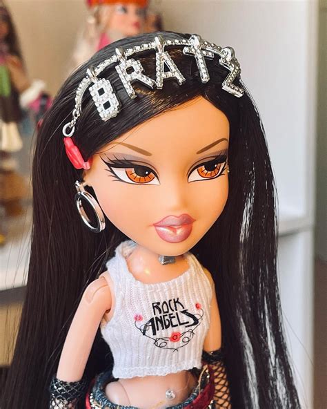 Pin De Sarai Sánchez Rodríguez En Bratz ♥ Look De Cabello Cosas