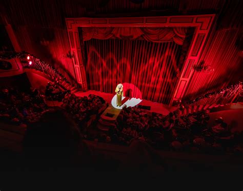 Carte Blanche Theater Dresden Europas Größtes Travestietheater