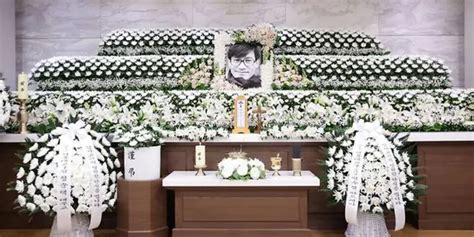 Ahn Sung Ki Passed Away Lee Jung Jae And Jung Woo Sung Stay At The