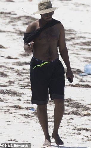 Ilhan Omars Second Husband Soaks Up The Sun On Kenyan Beach Daily