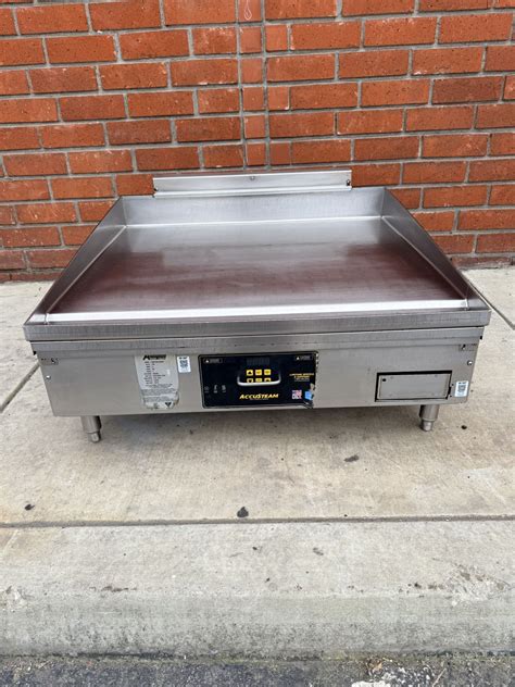 Accutemp Ggf1201a3650 36 Accu Steam Gas Griddle W Thermostatic