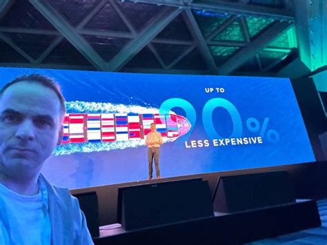 Live From Kafkasummit Bangalore India Kai Waehner
