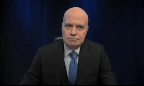 Слави Трифонов Голяма част от българските политици са печалбари комплексари и общо взето