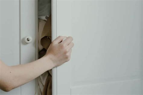 How To Dispose Of Used Sex Toys Landfillrecycle It In A Discrete Way