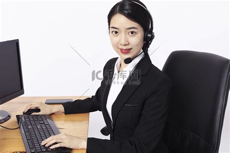话务员西装女生办公室企业摄影图配图高清摄影大图 千库网