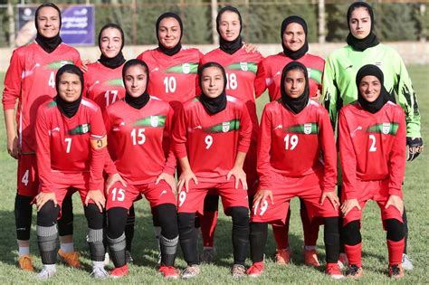 گزارش تصویری دیدار تیم های ملی فوتبال دختران نوجوان و مهرعظام