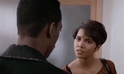 How Halle Berrys Hairstyle Has Evolved Since The Movie “boomerang
