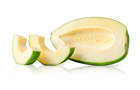 흰색 배경에 클리핑 경로로 격리 된 씨앗없이 녹색 파파야 채식 음식 반면에 대한 스톡 사진 및 기타 이미지 반면 흰색 배경 0명 Istock