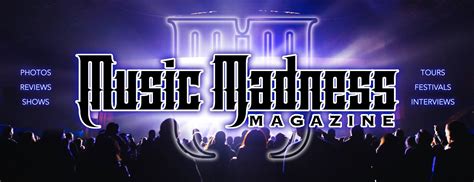 Chris Rafael Wnuk Chris Rafael Wnuk Gra Na Fortepianie Rzekę Podczas