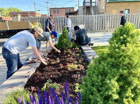 Mid America Live A Very Nice Gesture Indeed