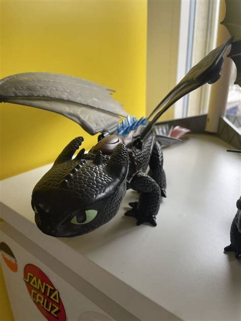 Toothless Dragon Figure With Movable Wings Gebraucht In Avenches Für