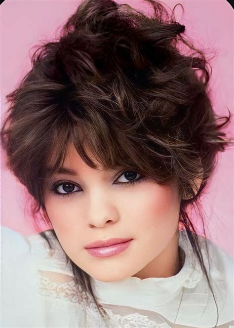 Pin By D Evans On Valerie Bertinelli In Valerie Bertinelli Brunette Beauty Valerie