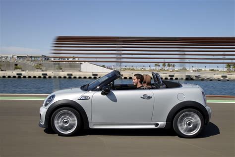 Mini Roadster: Zwei Sitze und ein Stoffdach | MINI