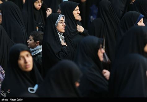 استقبال کم نظیر مردم تهران در وداع با شهدای مدافع حرمعکس و فیلم تسنیم