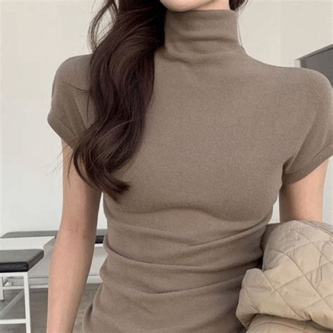 여름신상가을이너티셔츠 봄데일리 여름 기본 무지 섹시 슬림핏 목폴라 반팔 티셔츠 캡나시 얇은티셔츠 쫄티 데이트룩 벚꽃 꽃놀이