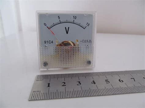Panel Mounting 12v Voltmeter 15v Range Handem Electronics