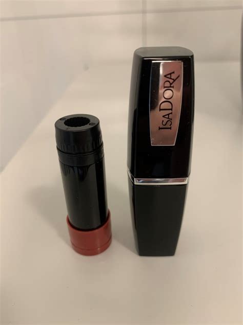 Isadora Perfect Moisture Lipstick Refill 226 Angelic Nude