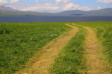 ჯავახეთის ტბები საღამოს ტბა ფარავნის ტბა ფოკის მონასტრები სოფელი ბერთა ახალციხე ახალდაბა
