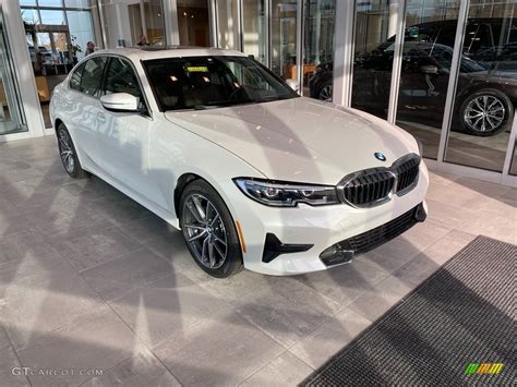 2022 Mineral White Metallic Bmw 3 Series 330i Xdrive Sedan 143295694