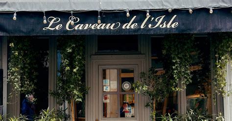 집 밖의 Idf île De France 거리 건물 건물 외관 건축 구시가지 그림 같은 기이 한 녹지 다채로운 도시 풍경 도시의 레스토랑 르