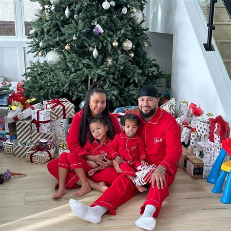 Teen Mom Cheyenne Floyd And Husband Zach Davis Drop Major Clues Theyre