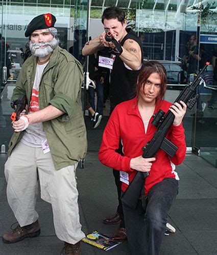 Top 10 Left 4 Dead Cosplays Costumes The Survivors And Infected Zombies