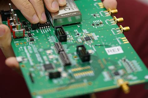 faulty controller circuit card refurbishing by analog signal analysis