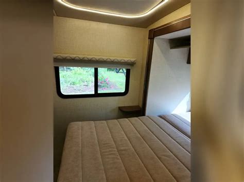 2017 Winnebago Class C Luxury Motorhome For Sale